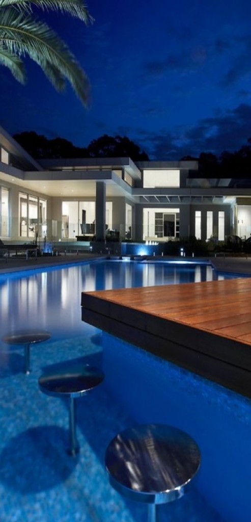 15 Awesome Pool Bar Design Ideas