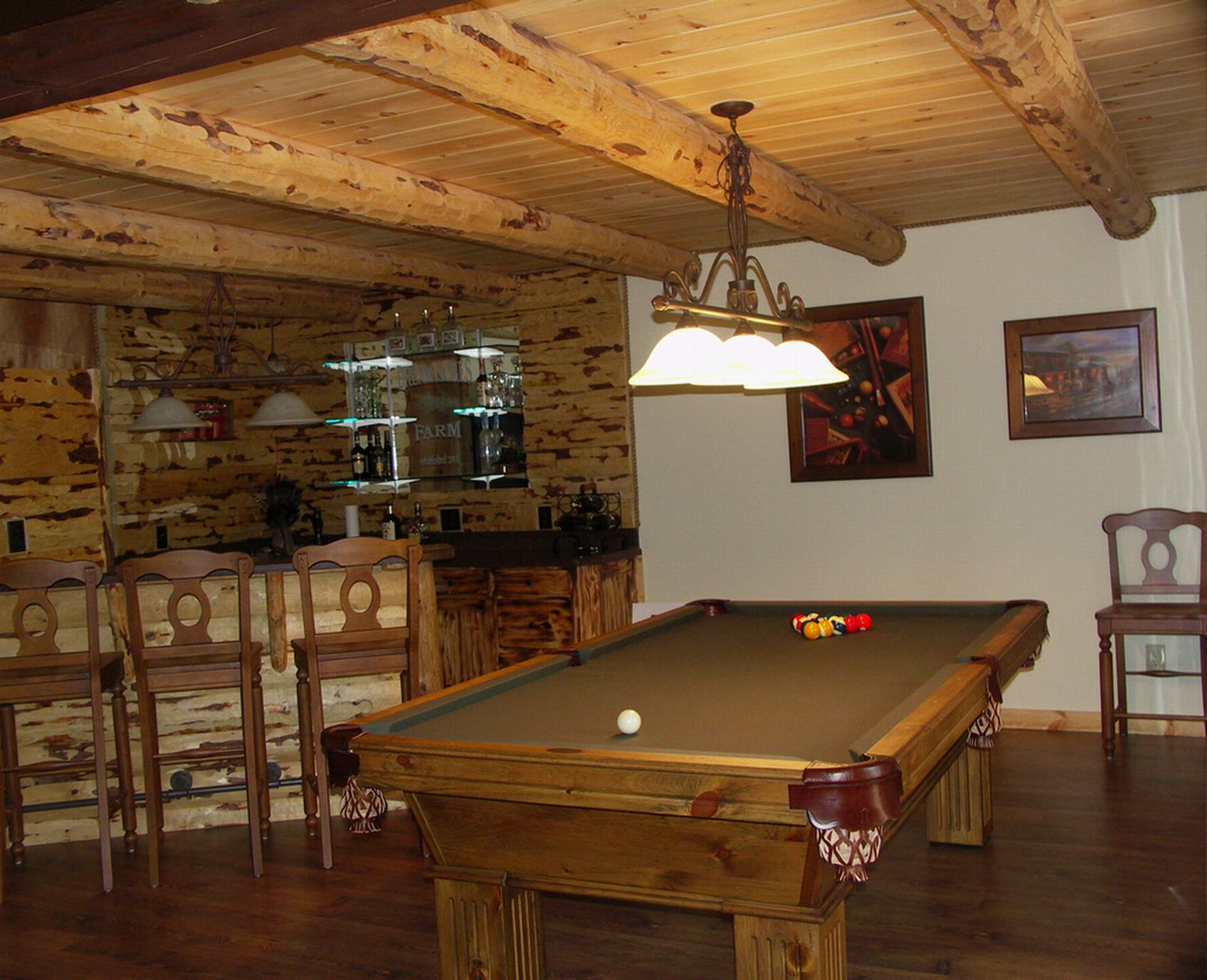 15 Outstanding Rustic Basement Design