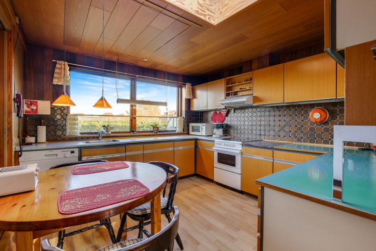 20 Amazing Eat-In Kitchen Design Ideas